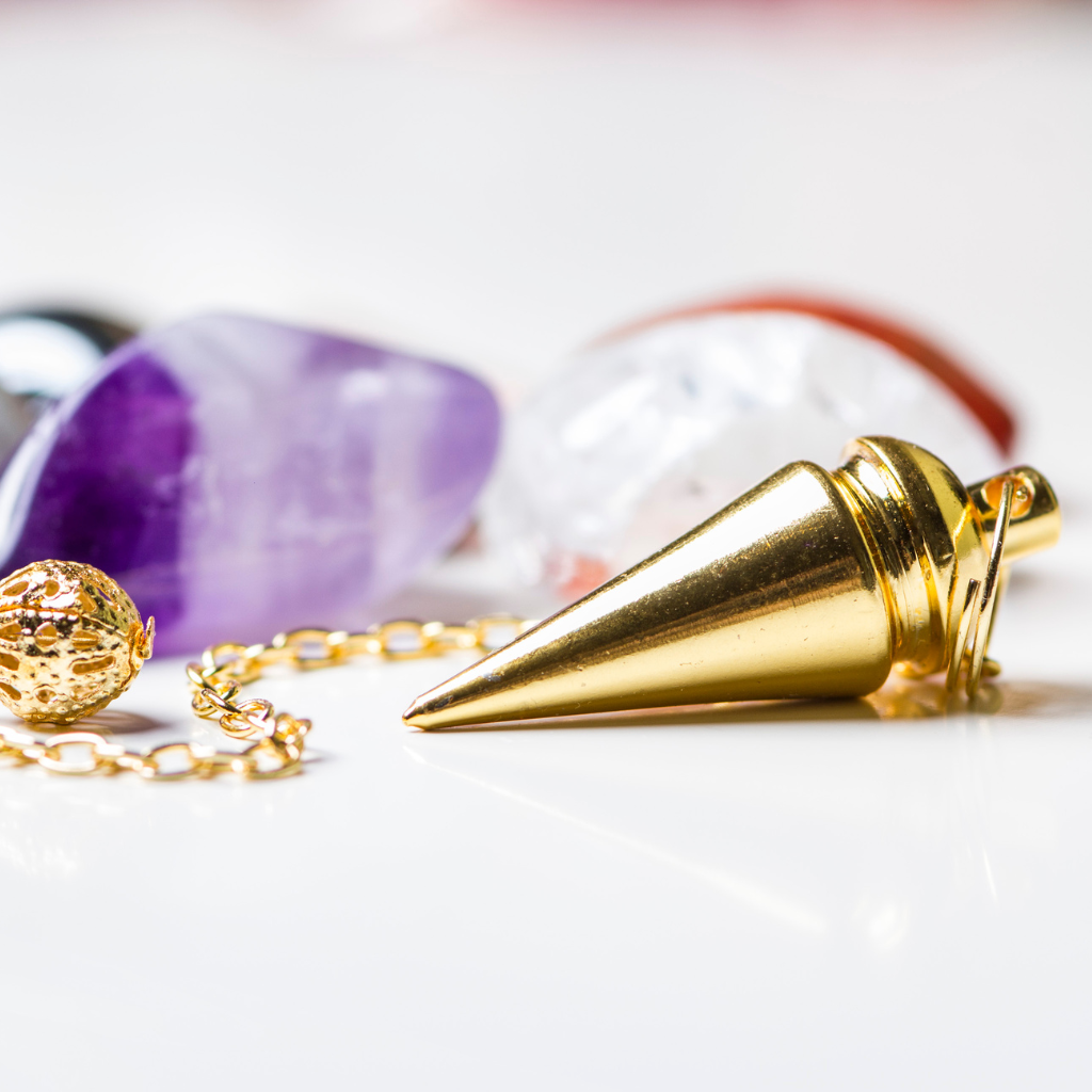 Pendulums for Divination, Healing, and Clarity – My Little Magic Shop